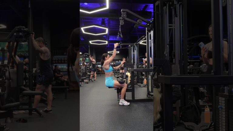 【Erika Vig】Single Arm Lat Pulldown - MetaFit Motion Base